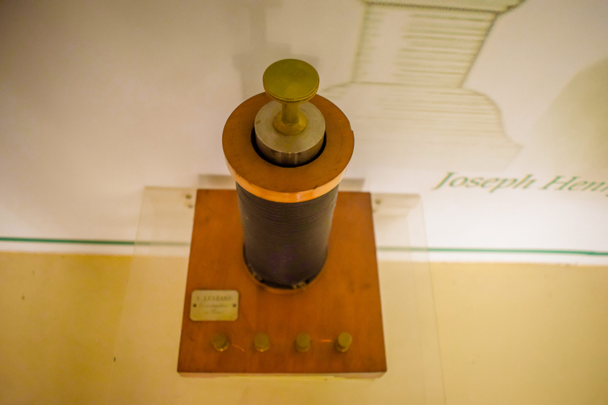 Electroimán – Museo de Ciencias